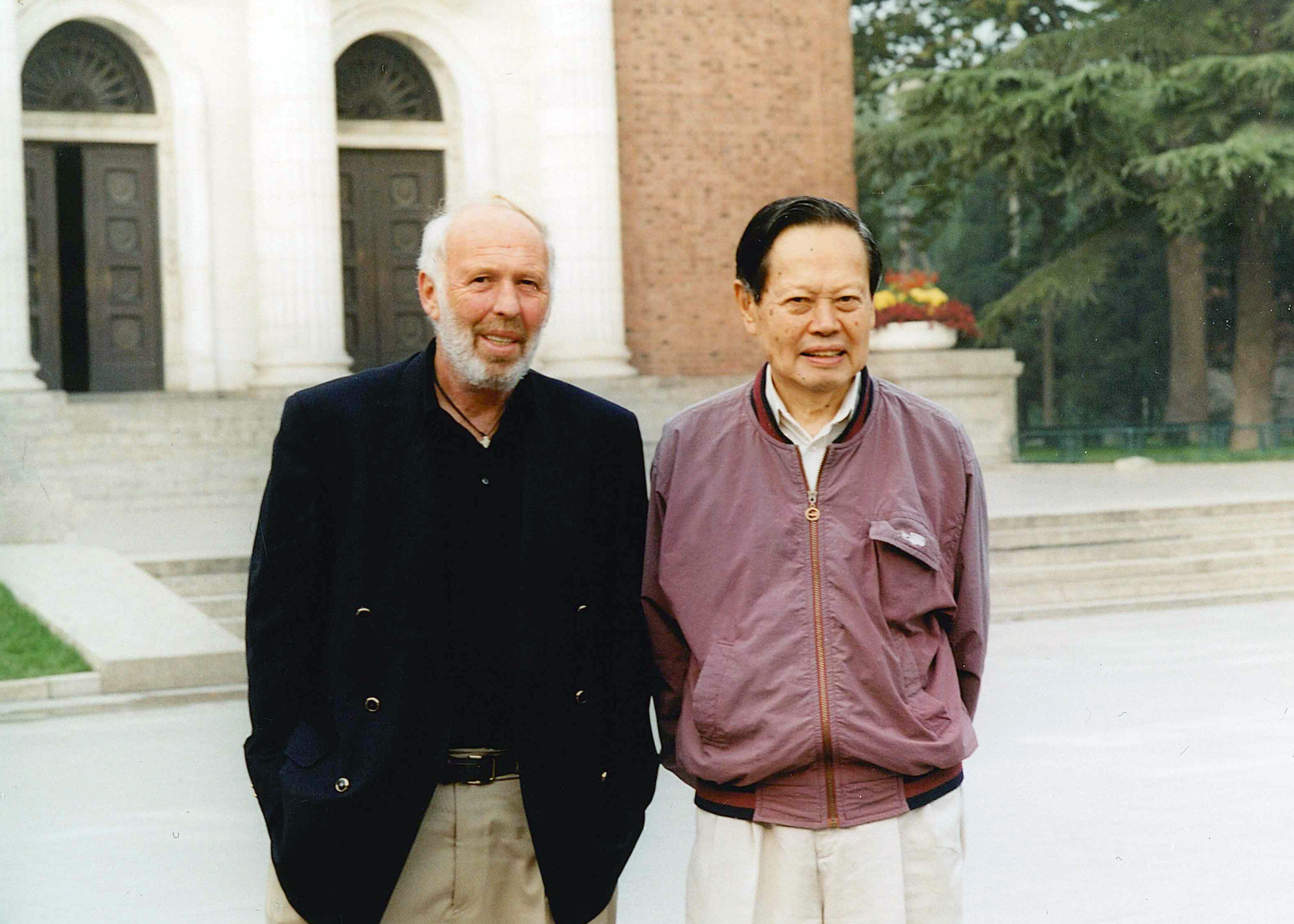 Chen-Ning Yang, Nobel Prize–Winning Physicist, Dies at 103